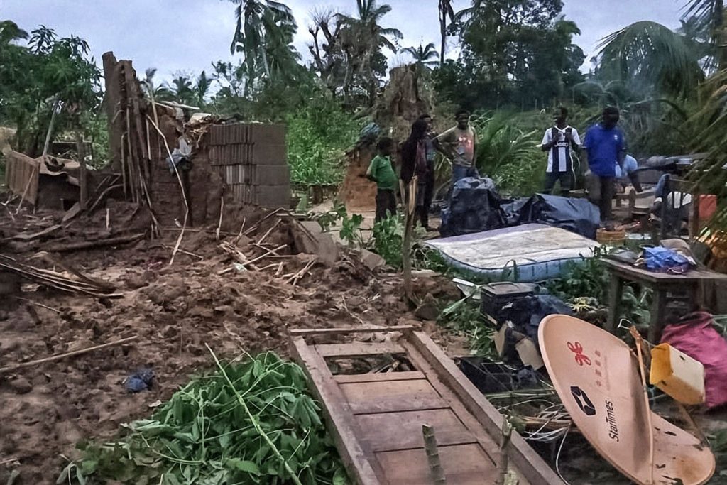 [Photos]: The destruction caused by Cyclone Kenneth - Africa Feeds