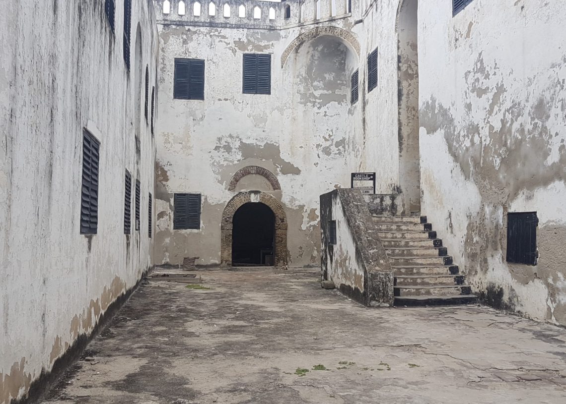 U.S lawmakers weep after tour of Slave Castles in Ghana - Africa Feeds